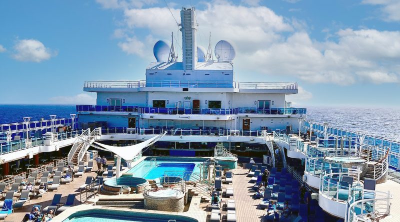 Enchanted Princess vs Breakaway - Ship Comparison