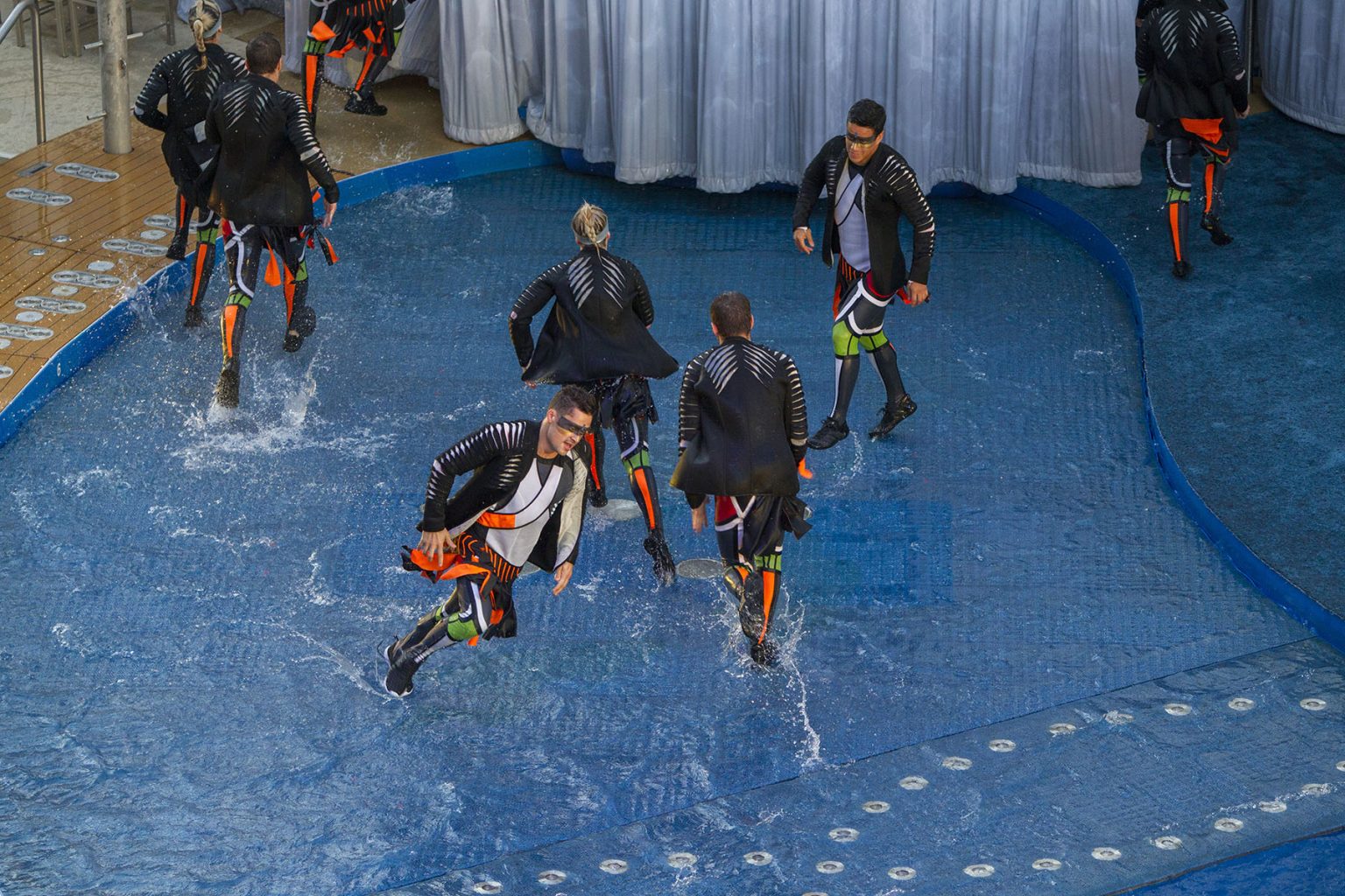 Exploring the AquaTheater: Royal Caribbean's Aquatic Spectacle - Cruise ...