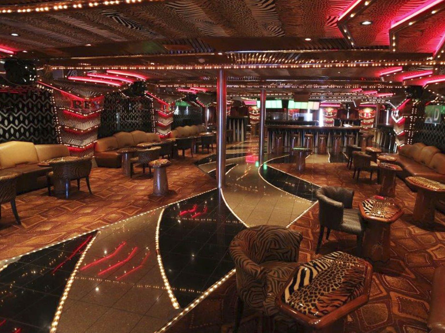 Carnival Paradise Bars (With Menus and Prices) - Cruise Spotlight