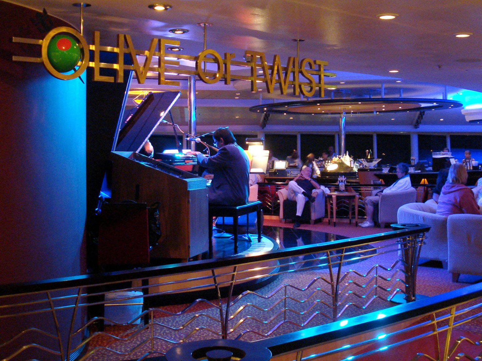 Royal Caribbean Independence of the Seas Bars (With Menus and Prices ...