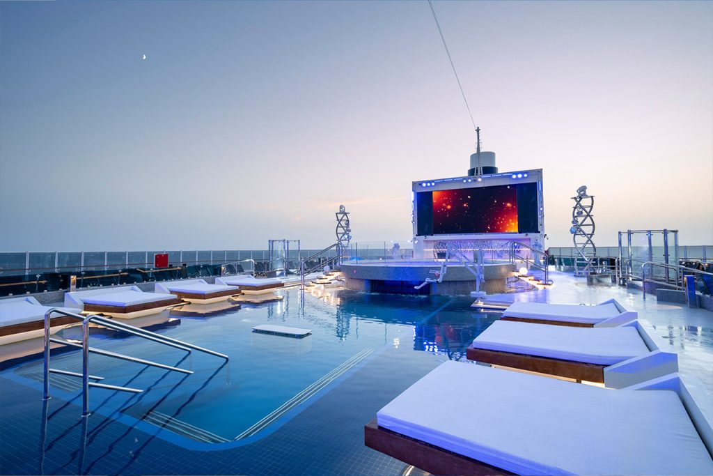 MSC Seashore vs MSC Seaside - Ship Comparison